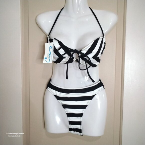 Curves California Waves | Swim | Black White Striped Curves California Waves Padded Halter ...